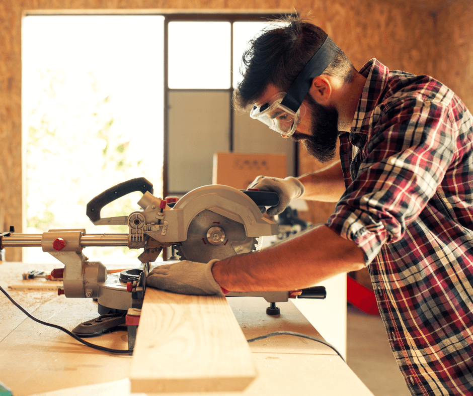 How to Become a Carpenter in Australia | OZ Trip Services